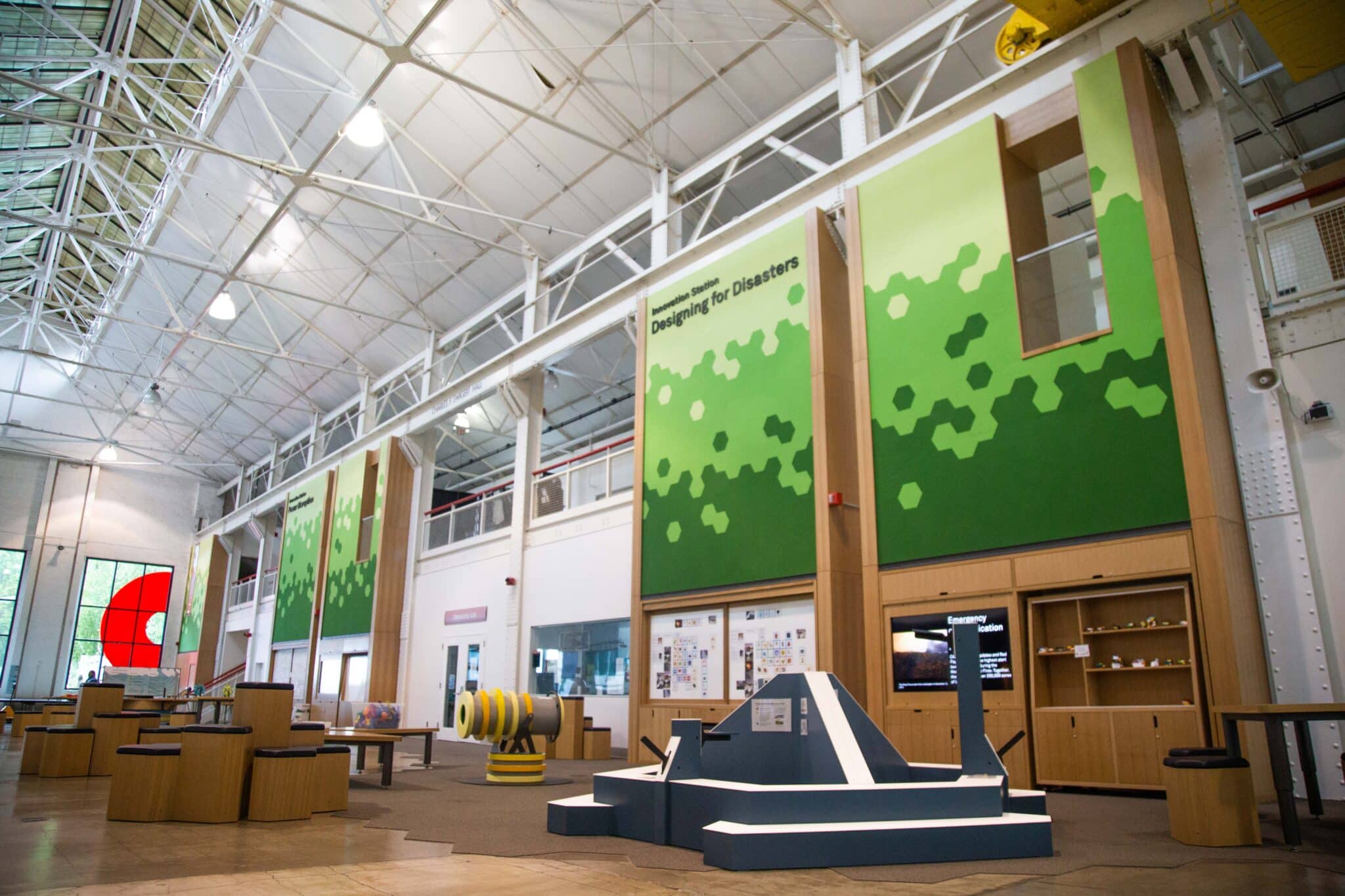 Perfect OMSI Itinerary | OMSI